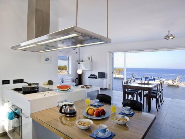 Beachfront Villa Thesseus - Naxos