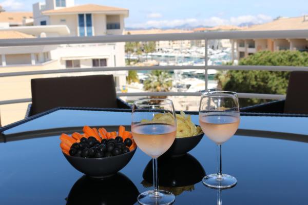 Port-fréjus, Le Consul, Appartement 2 Pièces Climatisé, Terrasse & Parking - Fréjus