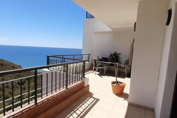 Chic Beachfront Apartment - Torrox Costa
