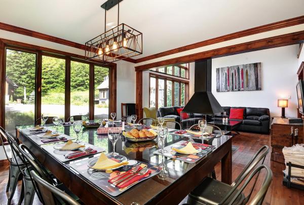 Chalets Alpins- 10 Chemin Des Montagnards - Stoneham-et-Tewkesbury