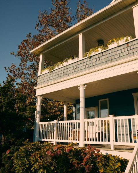 The Bentley Inn - Point Pleasant Beach, NJ
