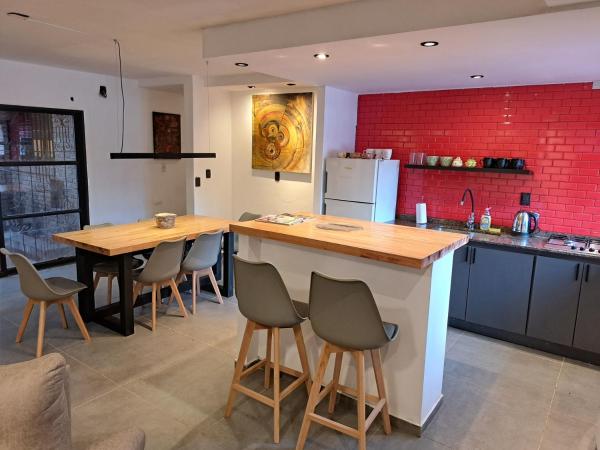 Departamento Entero 2 Dormitorios B° Urca Con Cochera - Córdoba