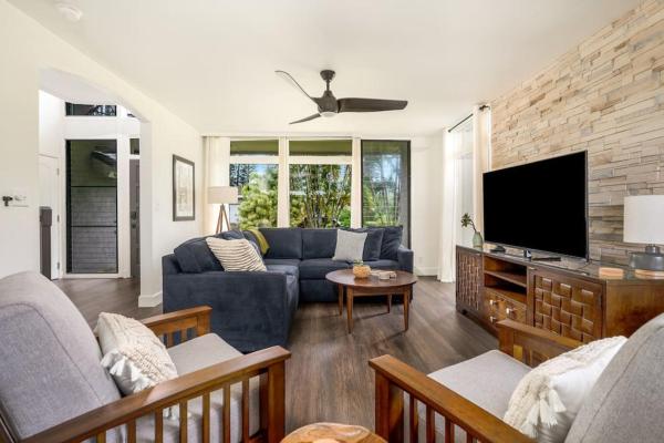 Breezy + Spacious 3/2 House With Bali Hai View - Waioli Beach Park