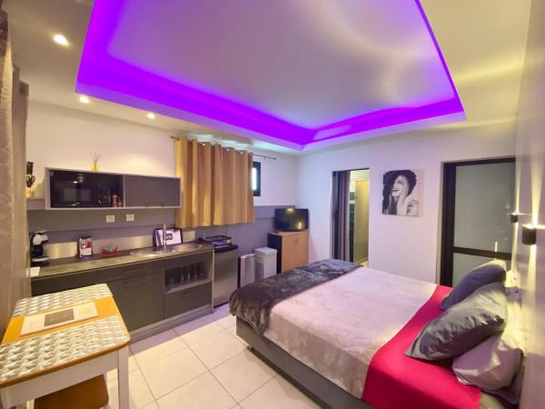 Hostal 170 Room 14 Service Appartement - La Réunion