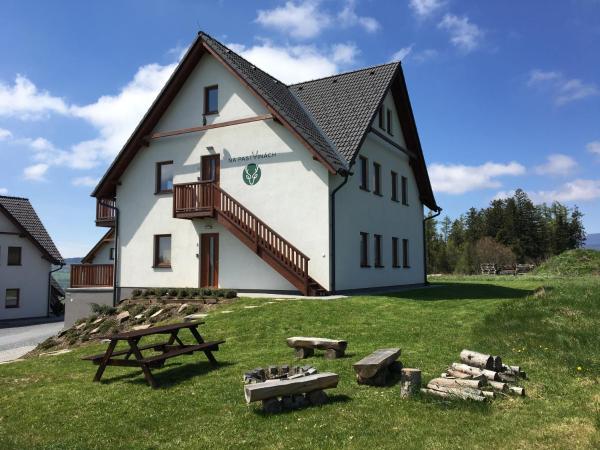 Horské Apartmány Na Pastvinách - Tsjechië
