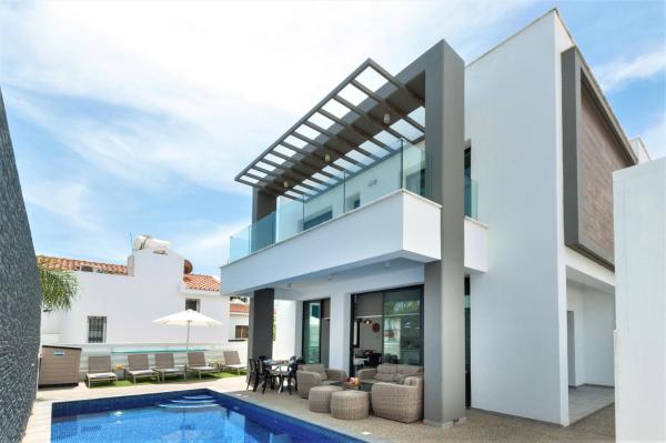 Villa Martha - Nissi Beach