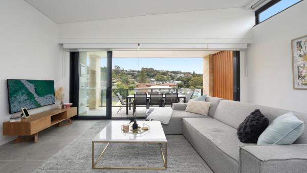 #15 The Ash Apartments Close To Beach Accom Holidays - Terrigal