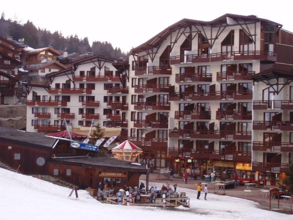Ski-in Ski-out 1 Bed, La Tania - Courchevel