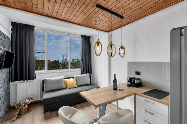 Katja Apartments - Promajna