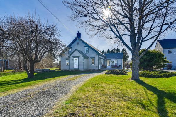 Quiet Waterfront Home Ideal Maine Escape! - Bar Harbor, ME