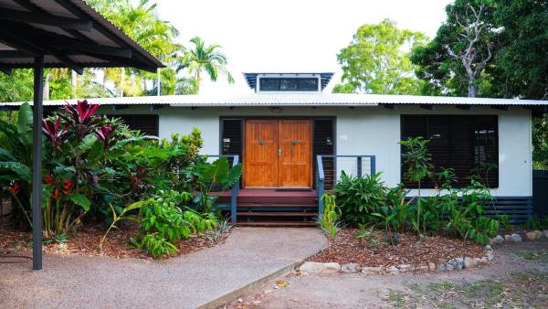 Picnic House, Luxurious Tropical House - Picnic Bay