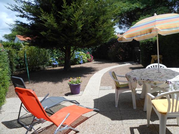 Pavillon Avec Piscine Commune Et Jardin à 800m De La Plage - Fr-1-336-72 - Saint-Vincent-sur-Jard