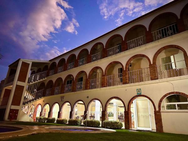 Hotel El Romano - Mexico
