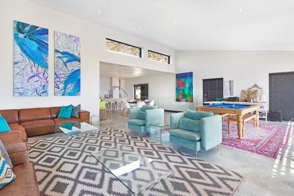 The Baydreamer, Where The View Soothes Your Soul - Pringle Bay