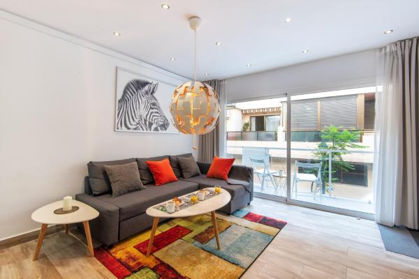 Los Boliches 2nd Line Beach Apartment - Fuengirola