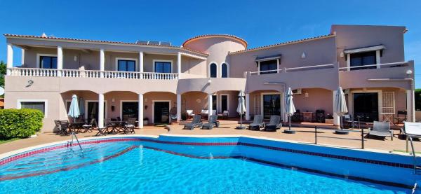 One-bedroom Apartment Self Catering - Lagos