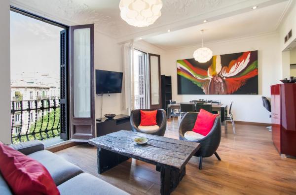 41ari1045- Fantastic And Super Spacious 3bed Apartment In The Center - Barcelona