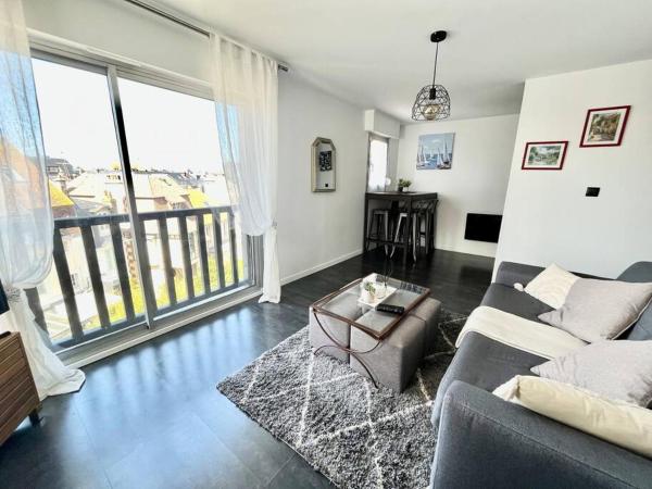 Un éTé Sans Fin à Deauville - Deauville