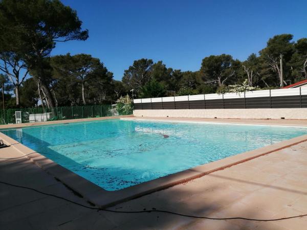 Sous Le Soleil De Provence - Le Castellet