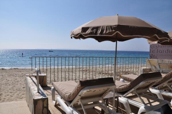Hotel De La Plage - Hyères