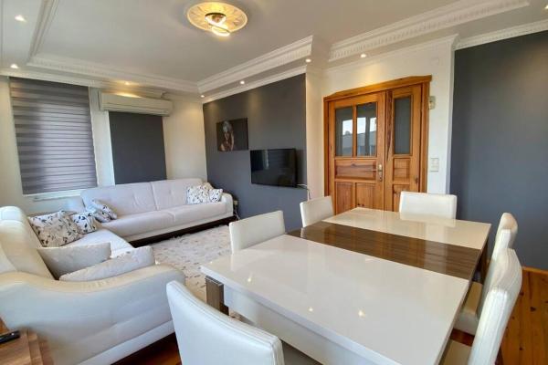 Denize 100 Mt 2+1 Merkezde Daire - Alanya