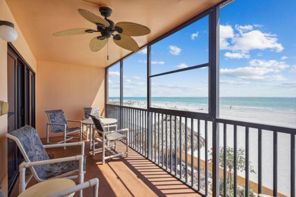 Villa Madeira 202 - Madeira Beach, FL