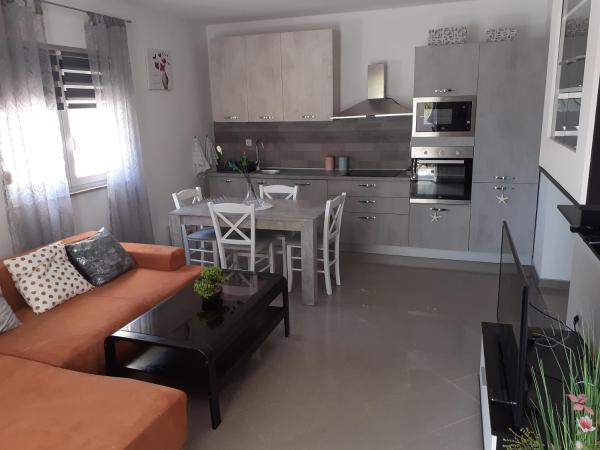 Apartman Nada - Premantura