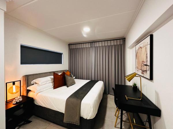 Stylish Executive Apartment With Power Backup - Randburg