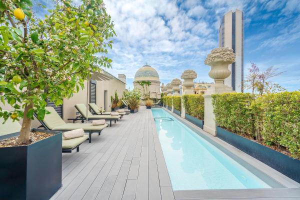 Casagrand Luxury Suites Barcelona - Barcelona