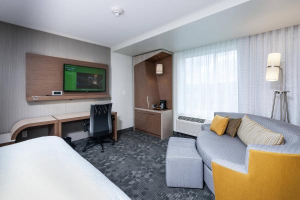 Courtyard By Marriott Boston Littleton - Concord, MA