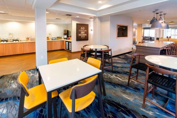 Fairfield Inn & Suites Bend Downtown - Bend, OR