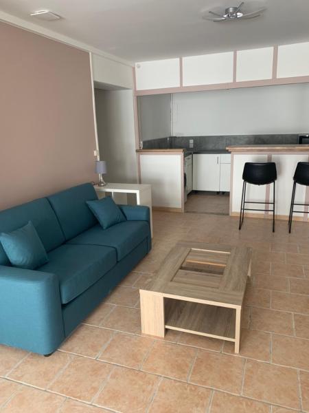 Grand Studio Au Calme - Nîmes