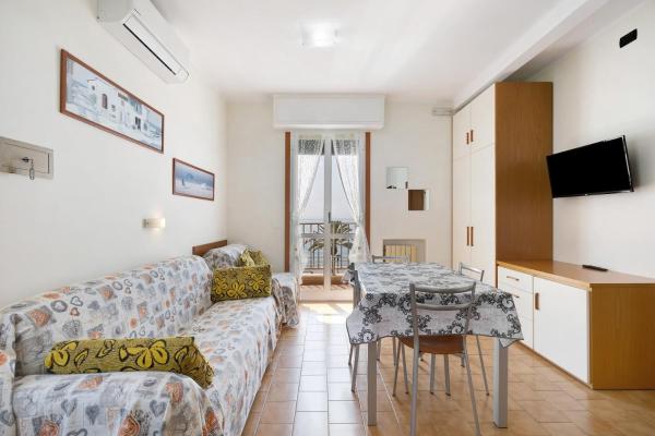 Numero 7 - Finale Ligure