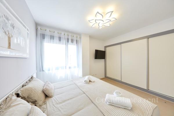 Executive 2 Bedroom Luxury Suite By The Beach With King-size Bed - Villajoyosa