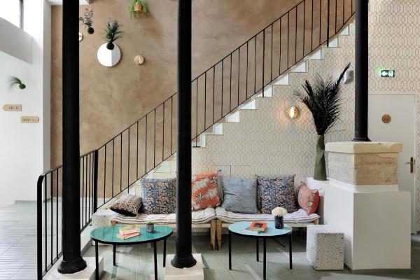 Caulaincourt Montmartre By Hiphophostels - Montreuil, France