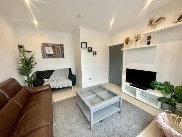 5 Bedroom House Se6 - Greenwich