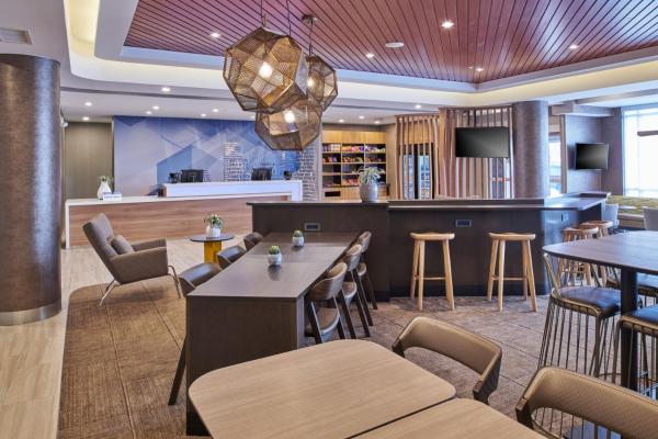 Springhill Suites By Marriott Detroit Dearborn - Detroit, MI