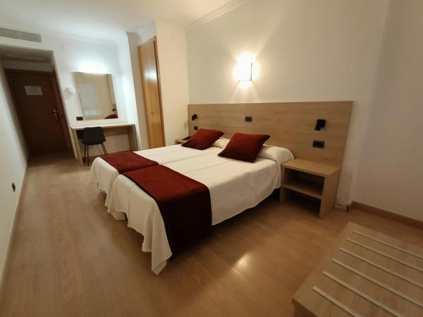 Hotel Vilobi - Gerona