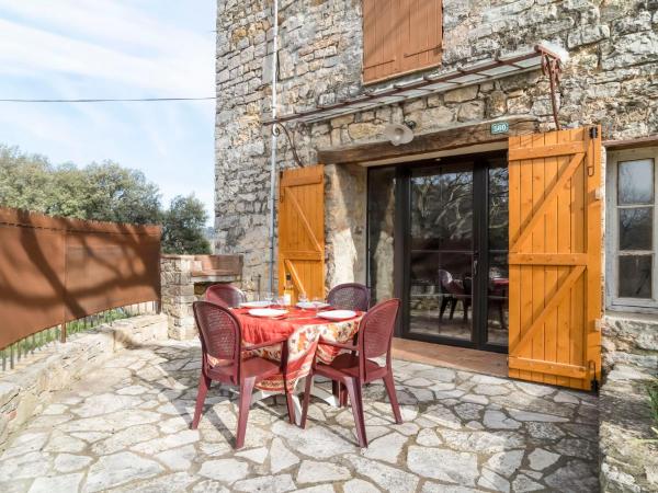 Apartment La Bergerie De Sainte Croix By Interhome - Brignoles