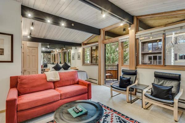 Laurelwood Condominiums 310 - Snowmass Village, CO