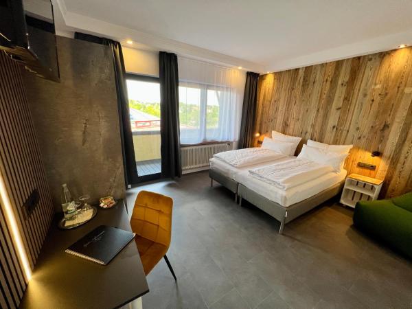 Junipro Hotel Schinderhannes - Weiskirchen
