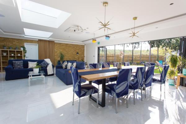 Legoland Heathrow Windsor Apartment Hotel - Uxbridge, UK