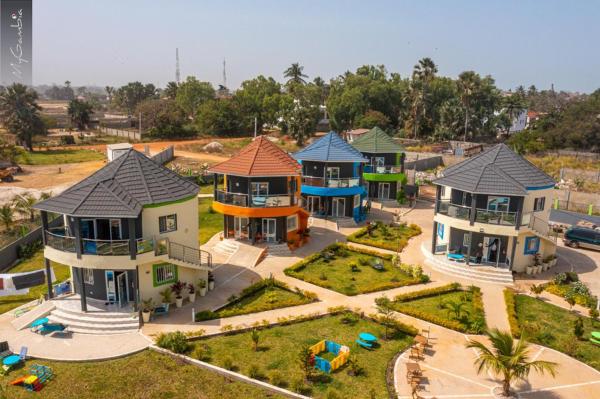 Lovely 13-bed Complex On Cape Point Beach Bakau - Gambia