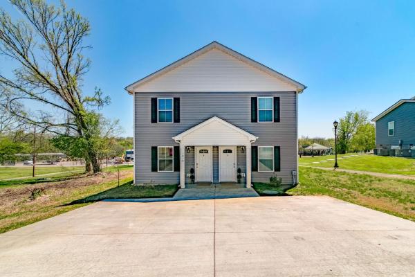 Downtown Duo On Franklin (1010 Franklin St) - Clarksville, TN