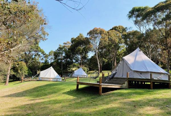 Iluka Retreat Glamping Village & Group Lodge Accommodation - Dromana
