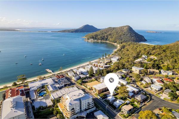 Tomaree Cottage 12 Tomaree Road - 200 Mtrs To Beach - Pet Friendly, Linen, Wifi & Aircon - Shoal Bay