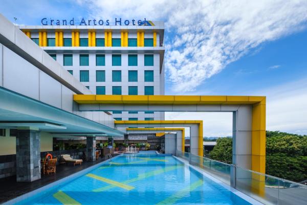 Grand Artos Hotel & Convention - Magelang