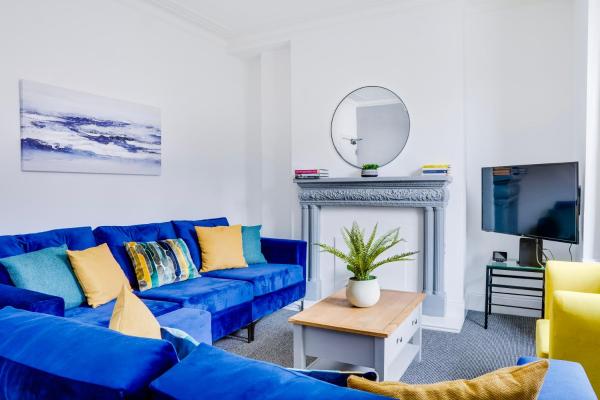 Spacious 4 Bedroom House Near Leeds Cc - Leeds