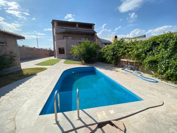 Luxury Villa With A Pool - Armenië