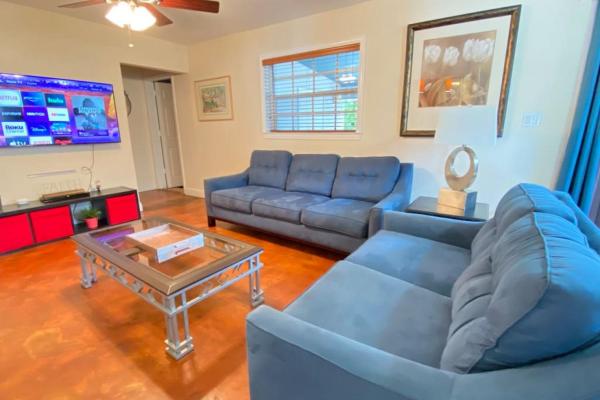 Home Away From Home Near Airport And Malls And Highways - Pinecrest, FL